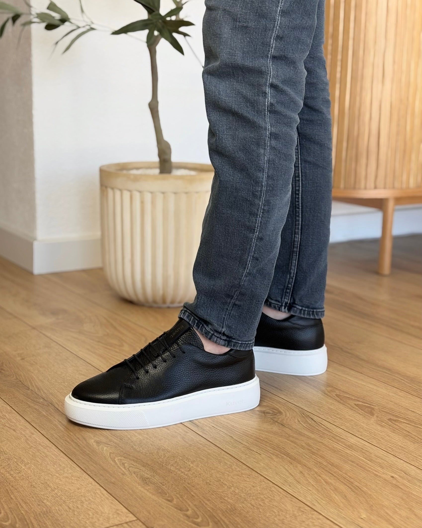 Sneakers CS Black – Kuvet EU